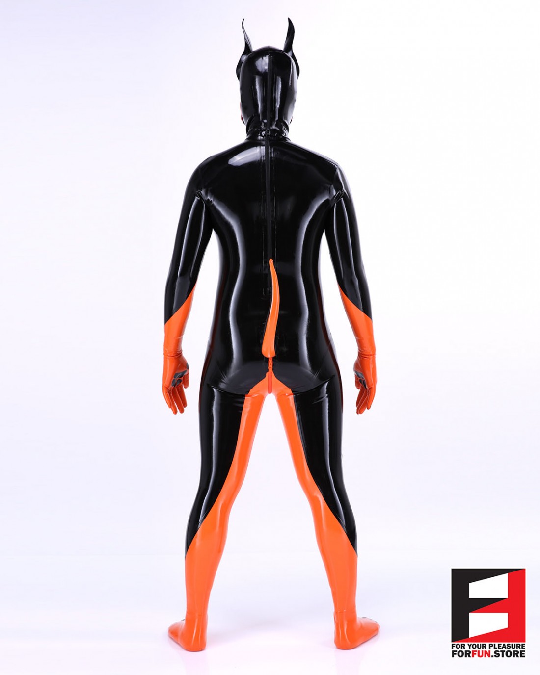 LATEX DOBERMAN PETSUIT FOR YOUR PLEASURE : FORFUN