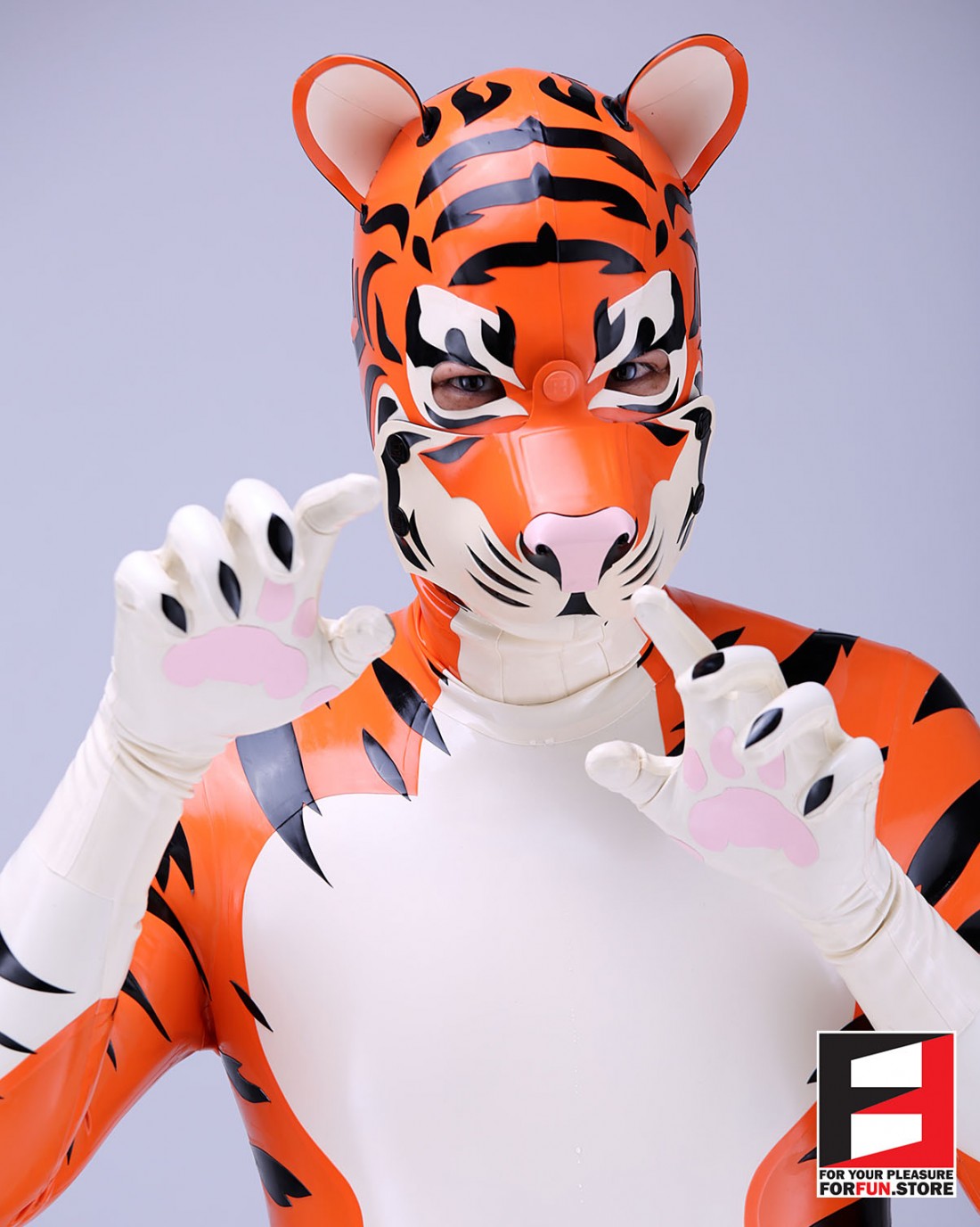 LATEX TIGER PETSUIT FOR YOUR PLEASURE : FORFUN