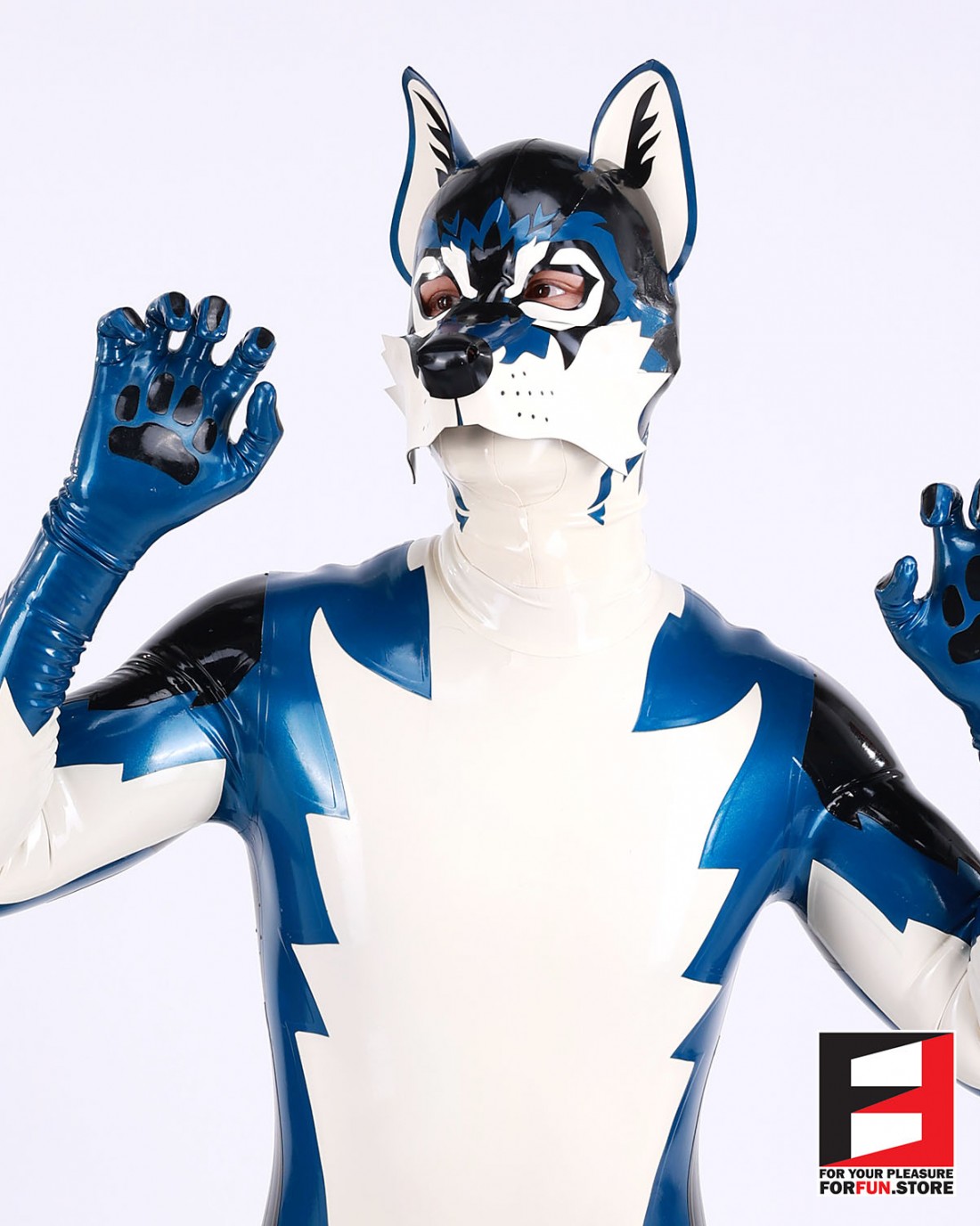LATEX WOLF MASK FOR YOUR PLEASURE : FORFUN