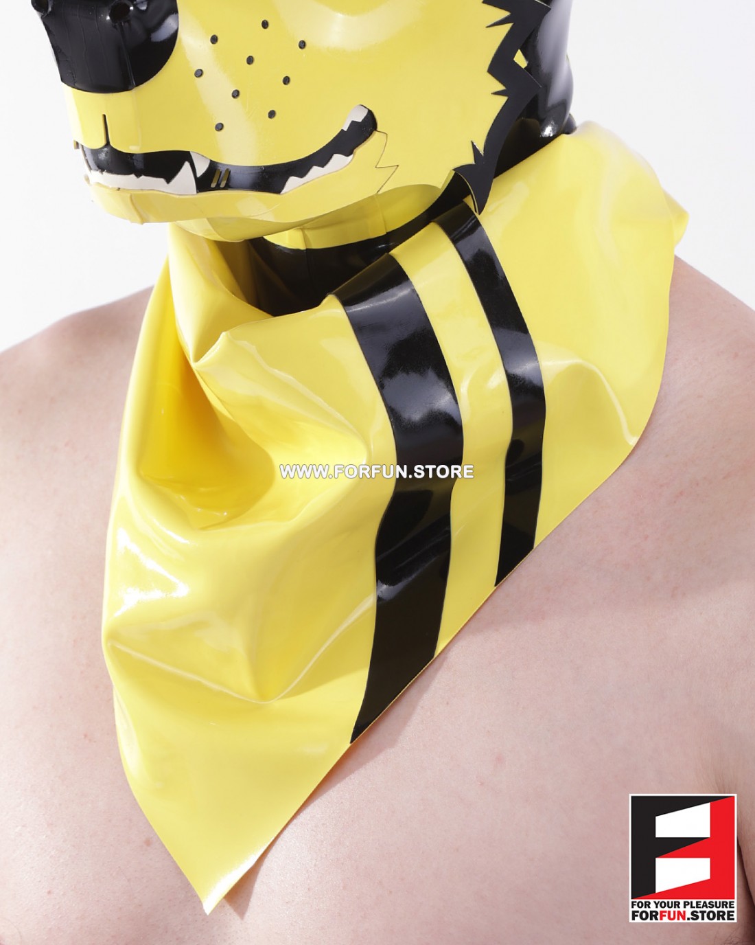 PUPPY GANG LATEX SCARF FOR YOUR PLEASURE : FORFUN