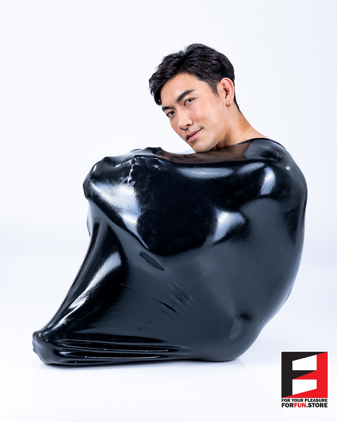 RUBBER BODY BAG FOR YOUR PLEASURE : FORFUN