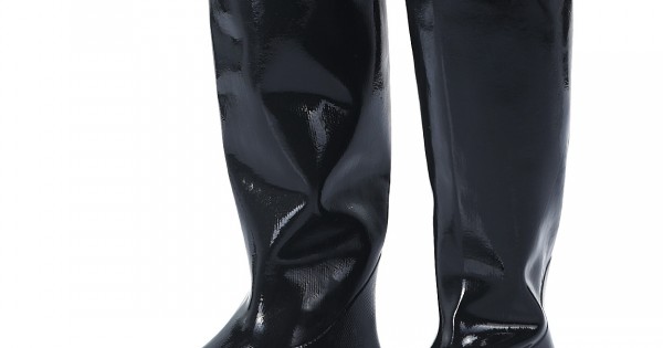 RUBBER BOOTS FOR YOUR PLEASURE : FORFUN