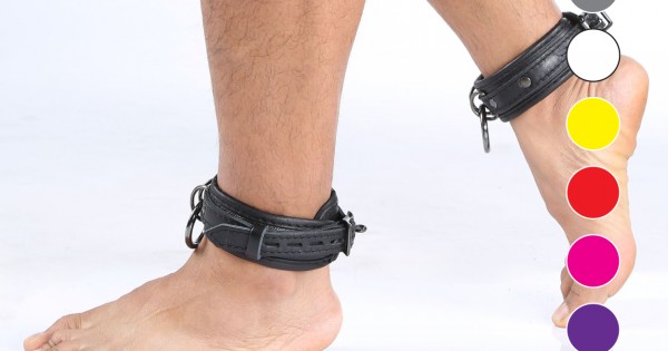 LEATHER ANKLES FOR YOUR PLEASURE : FORFUN