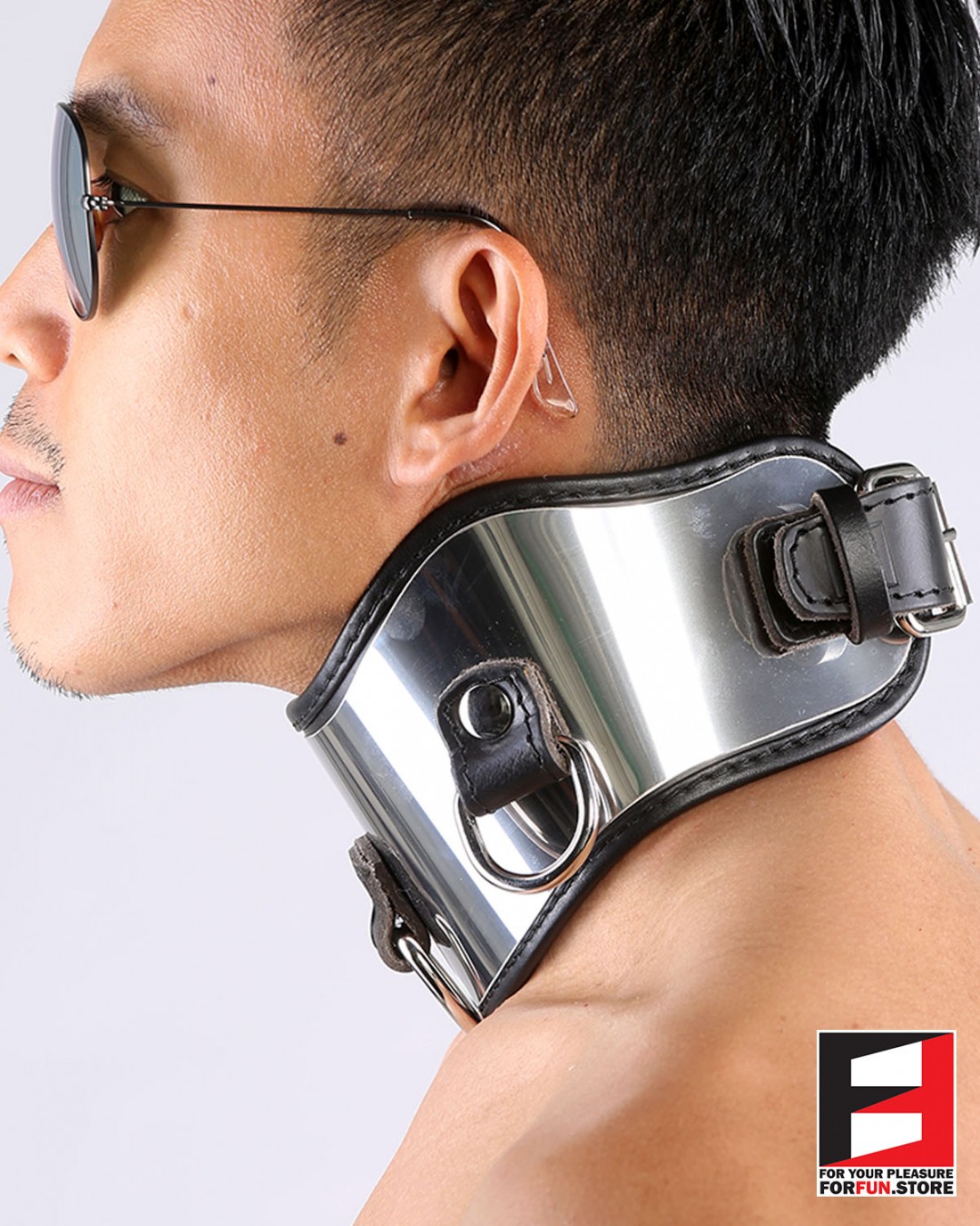 LEATHER WITH STAINLESS STEEL POSTURE COLLAR FOR YOUR PLEASURE : FORFUN