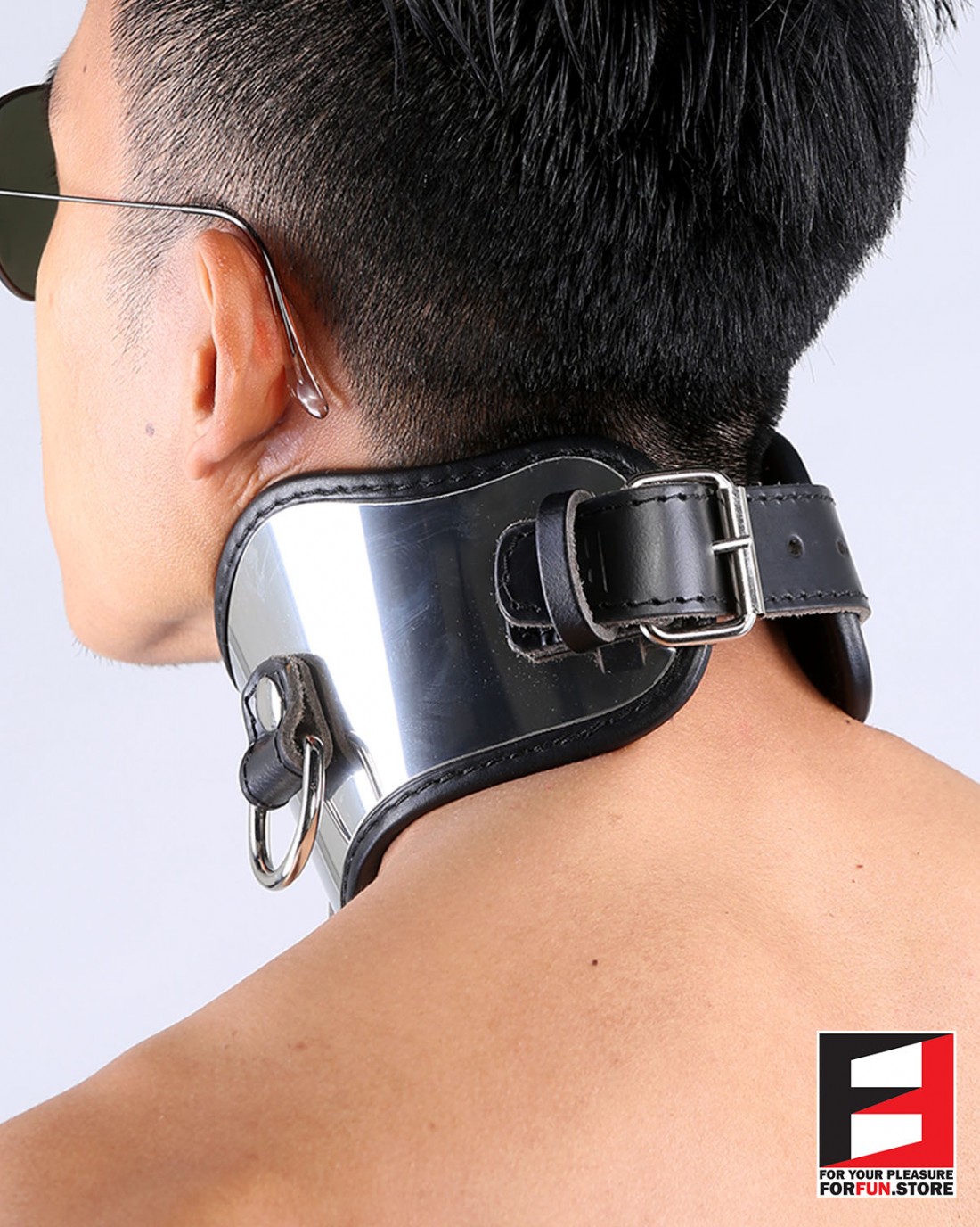 LEATHER WITH STAINLESS STEEL POSTURE COLLAR FOR YOUR PLEASURE : FORFUN