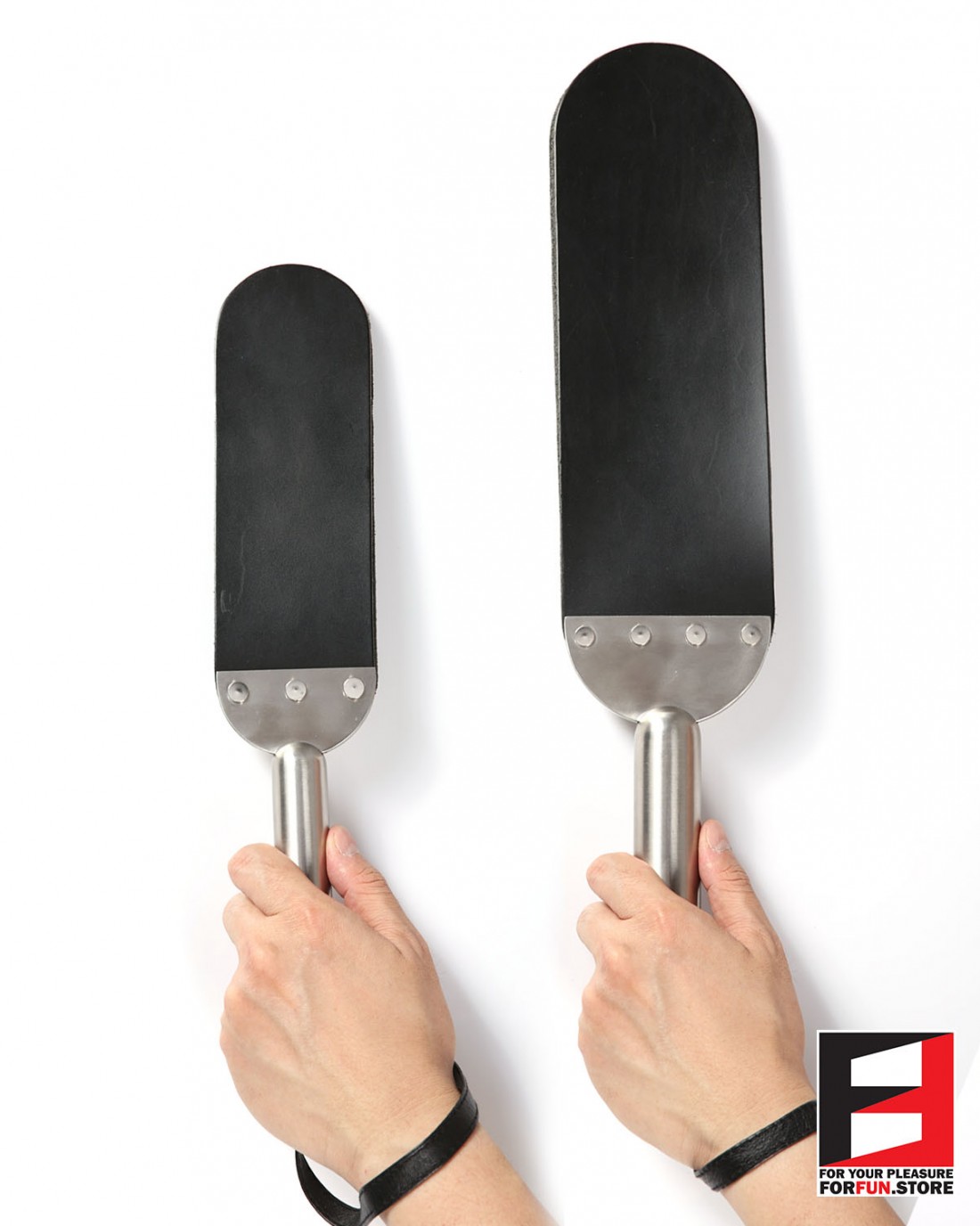 LEATHER PADDLE FOR YOUR PLEASURE : FORFUN