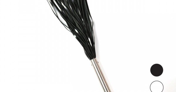 LEATHER WHIPS FOR YOUR PLEASURE : FORFUN
